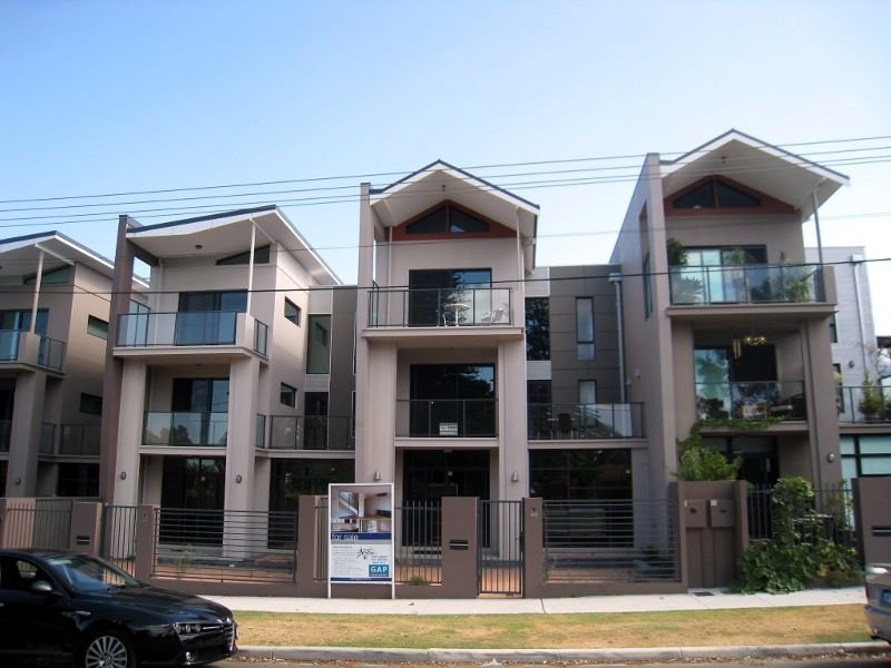 2/45 Stuart Street, Perth, WA 6000 - Property Details