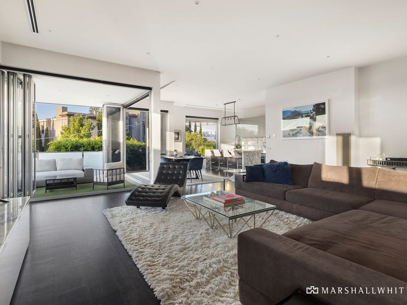 Penthouse, 3 Martin Court, Toorak, Vic 3142 - Property Details