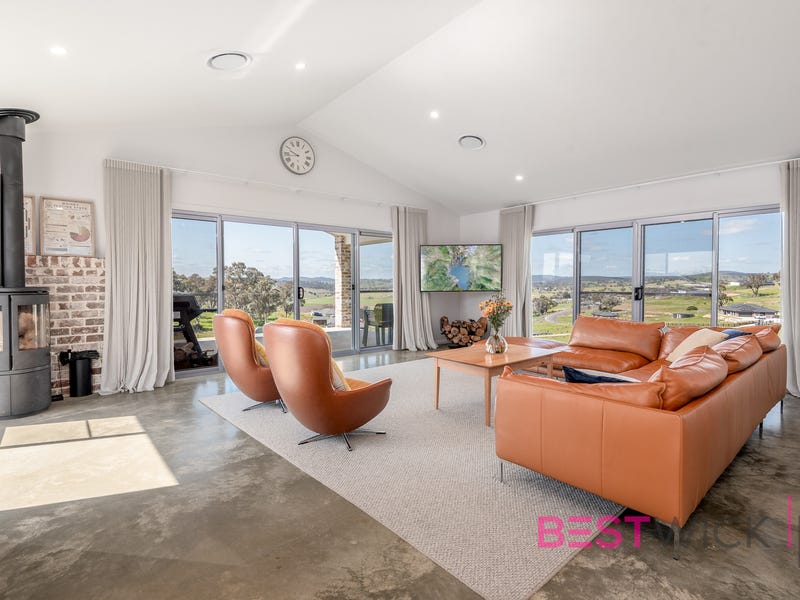 84 George Thomas Close, Bathurst, NSW 2795 - Property Details