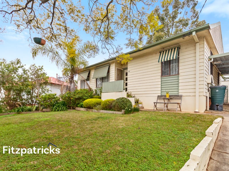 45 Phillip Avenue, Mount Austin, NSW 2650 - realestate.com.au