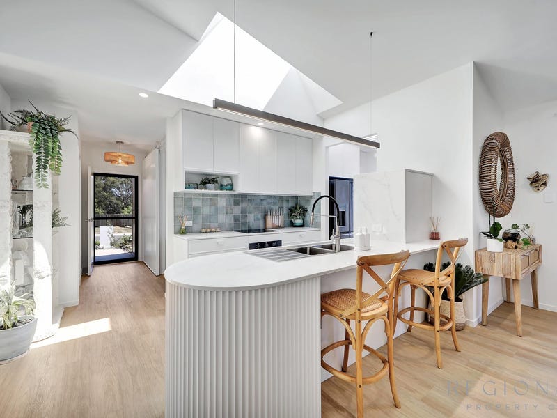 1 Brian Close, Bargara, QLD 4670 - realestate.com.au