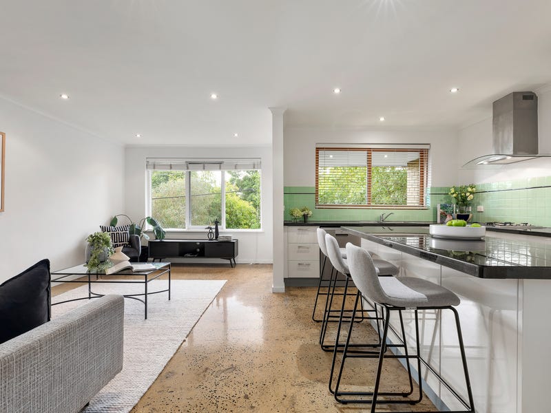 4/2 Lucy Street, Gardenvale, Vic 3185 - Property Details