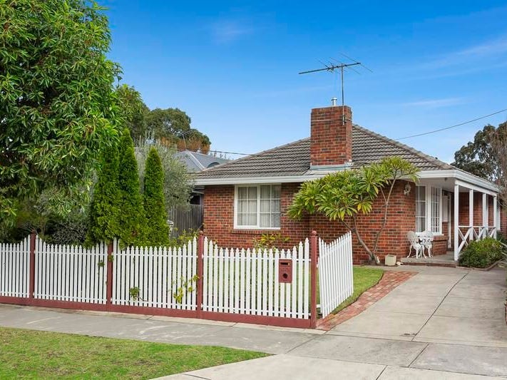 11 Gordon Street, Essendon, Vic 3040 - Property Details