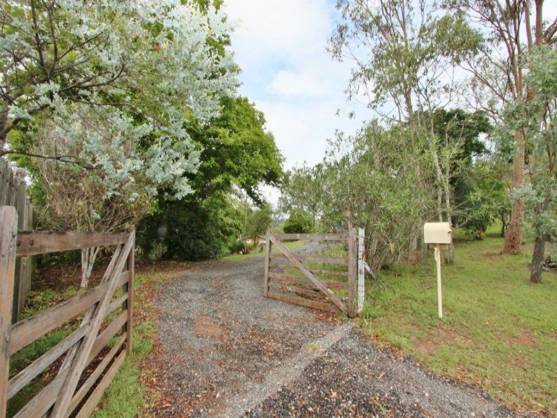 634 Kholo Road, Kholo, Qld 4306 - Property Details