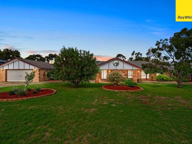 1 Springbank Way, Brookfield, Vic 3338 - Property Details