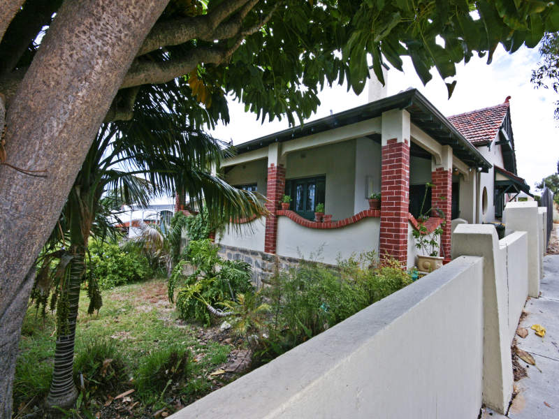 29 Solomon Street, Fremantle, WA 6160 - Property Details