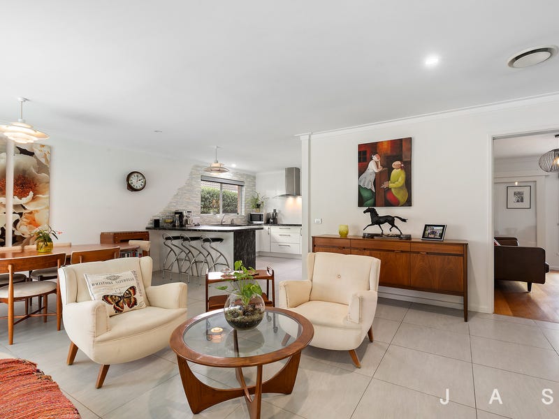 13 Robin Street, Altona, Vic 3018 - Property Details