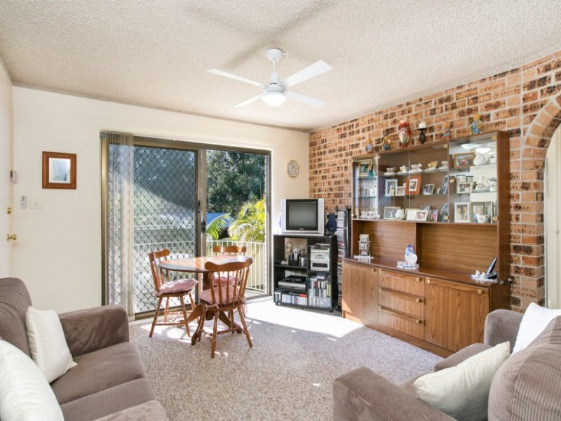 2/19 Gordon Street, Woonona, NSW 2517 - realestate.com.au