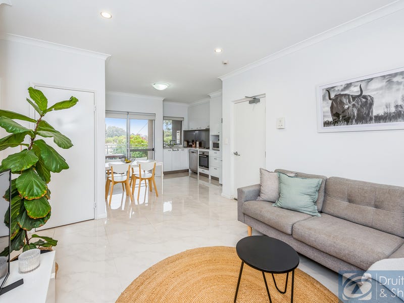 5/1 Stoner Place, Innaloo, WA 6018 - Property Details