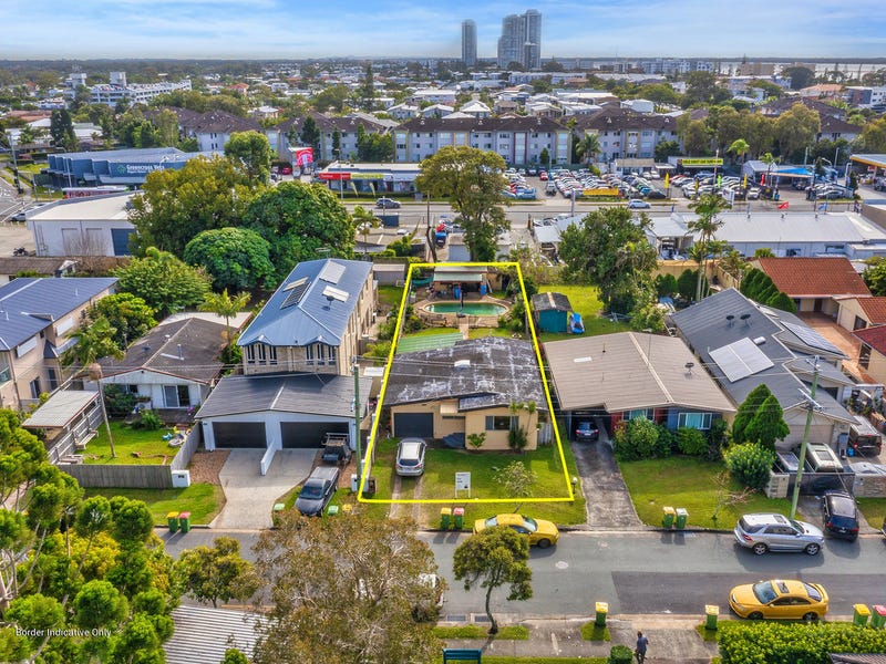 11 Nevenia Street, Labrador, Qld 4215 - Property Details