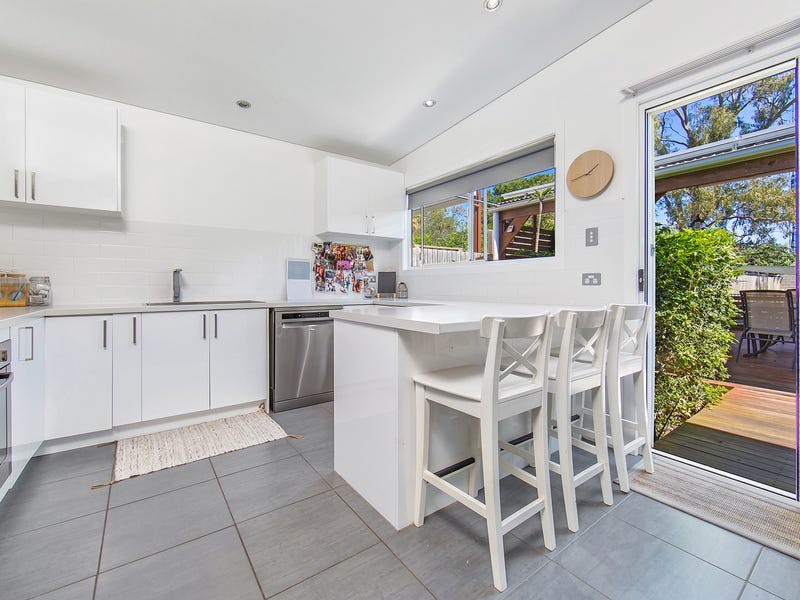 33 Alfred Street, Woody Point, QLD 4019 - realestate.com.au