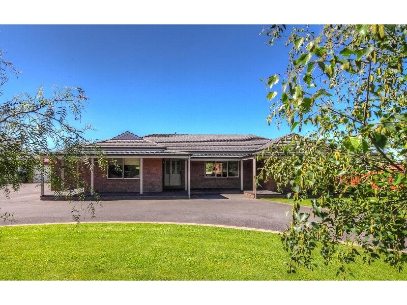 14 Mill Street, Koroit, Vic 3282 - Property Details