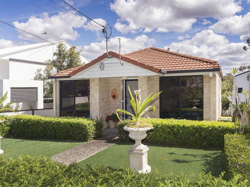 10 Buliti Street, Hope Island, QLD 4212 - realestate.com.au