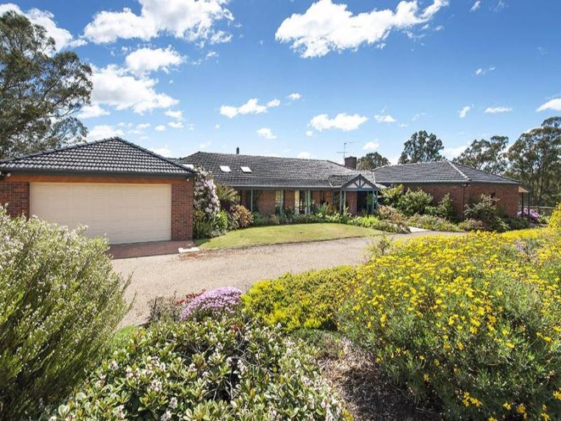 35 Gosfield Road, Hurstbridge, VIC 3099 - realestate.com.au