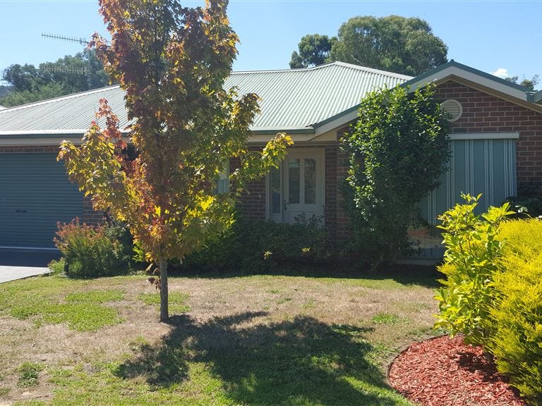 11/2 Riverside Drive, Eildon, Vic 3713 - Property Details