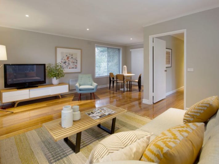 5 Troon Place, Frankston, Vic 3199 - Property Details