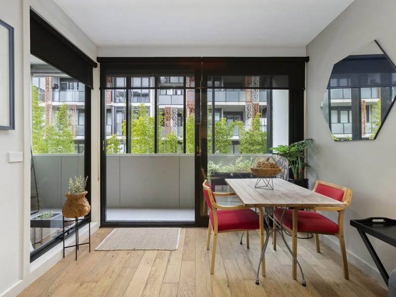 132/218 Bay Road, Sandringham, Vic 3191 - Property Details