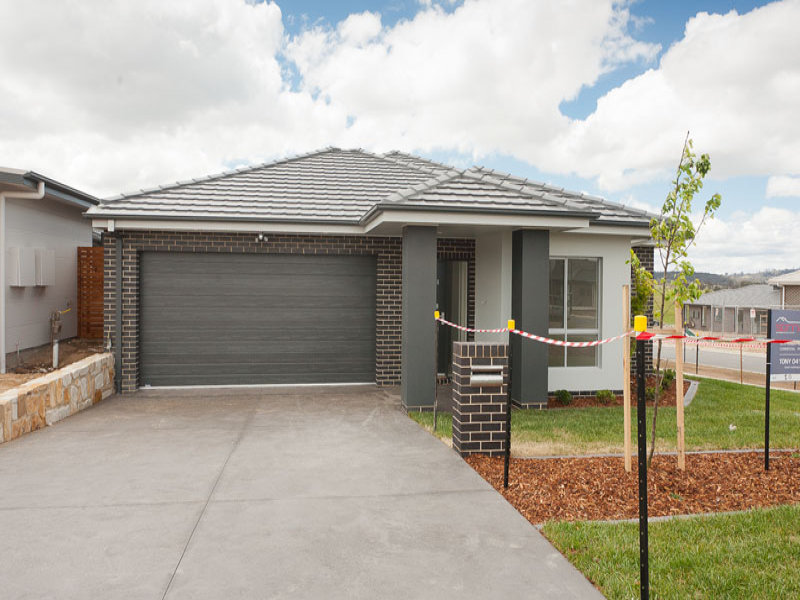98 Greg Urwin Circuit, Casey, ACT 2913 - Property Details