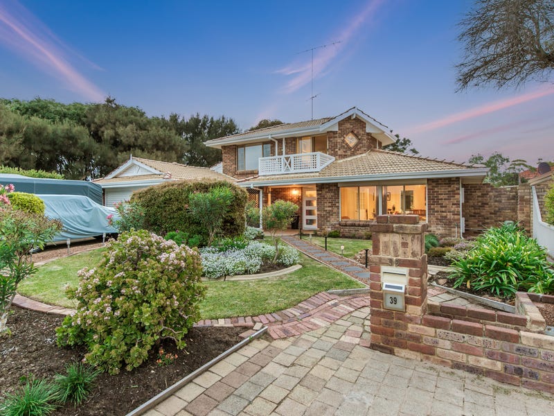 39 St Andrews Loop, Cooloongup, WA 6168 - Property Details