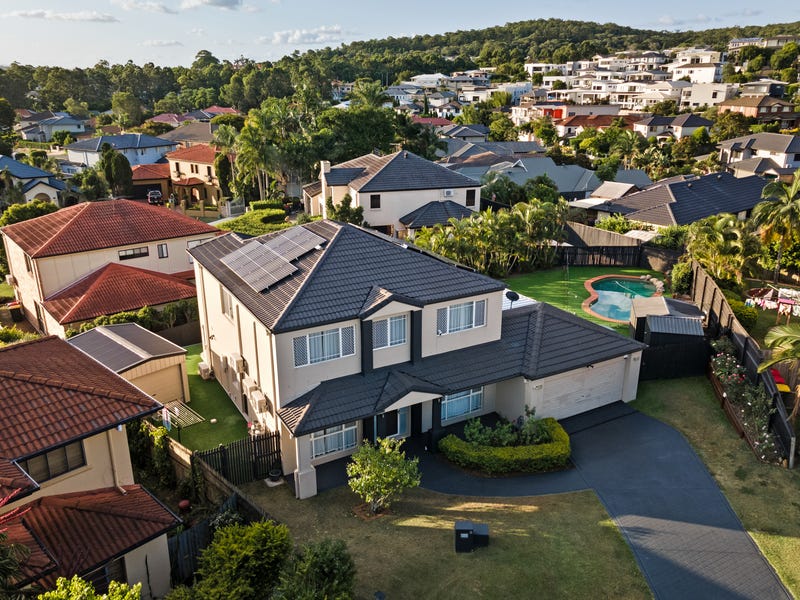 6 Winchcombe Court, Carindale, Qld 4152 - Property Details