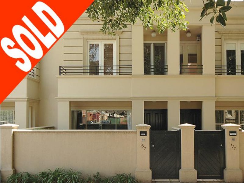 3/7 Torrens Square, Glenelg, SA 5045 - Property Details