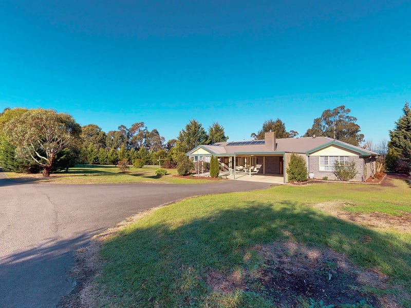 15 Kyandra Drive, Tyers, Vic 3844 - Property Details