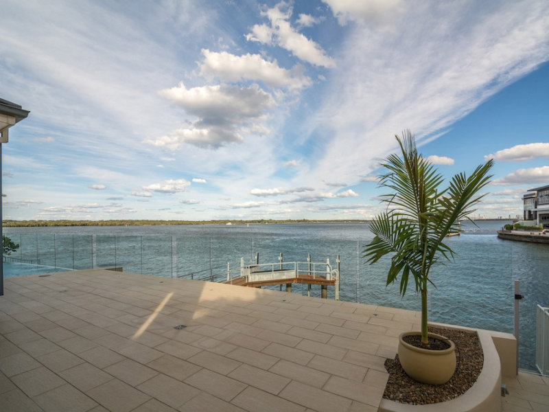 46 King Charles Drive, Paradise Point, QLD 4216 - realestate.com.au