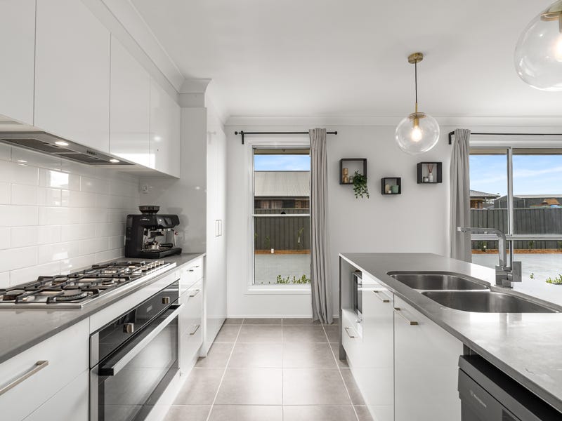 16 Morris Place, Marulan, NSW 2579 - Property Details