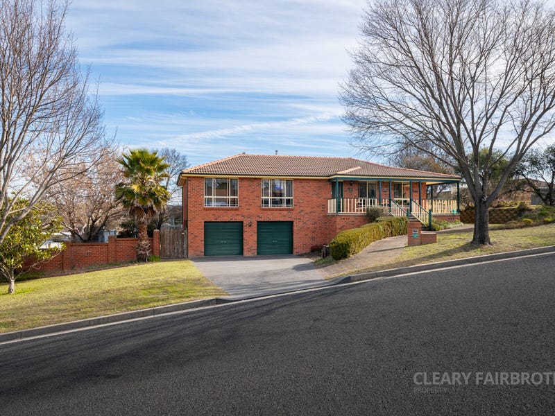 33 Opperman Way, Windradyne, NSW 2795 - Property Details