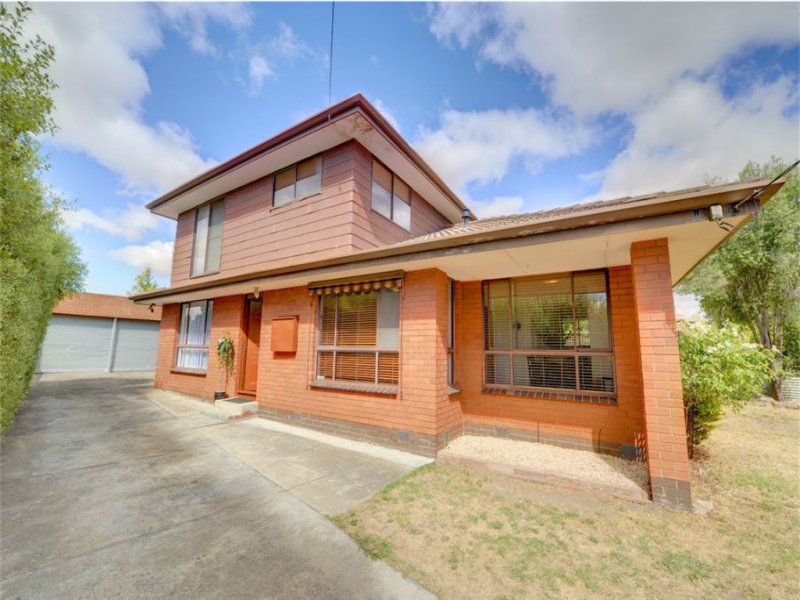 18 Bridge Street, Sebastopol, Vic 3356 - Property Details