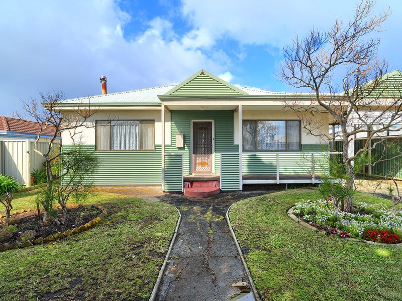 7 Minor Road, Orana, WA 6330 - Property Details