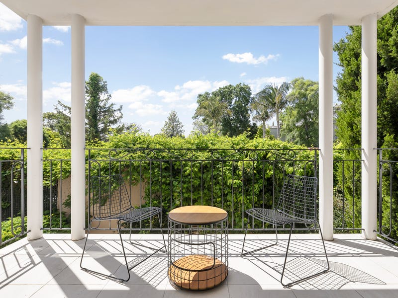 9/53 Grange Road, Toorak, Vic 3142 - Property Details