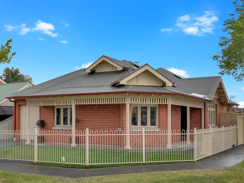 2 Waterdale Rise, Craigieburn, Vic 3064 - Property Details