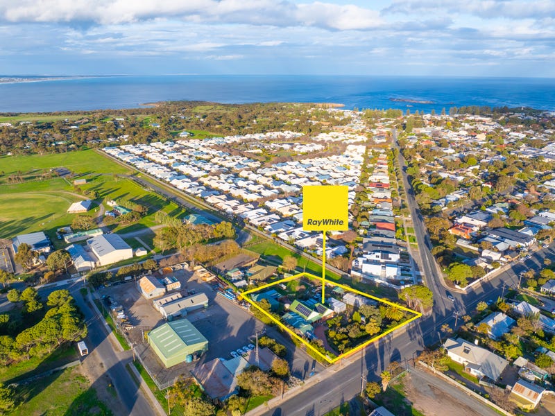 Sold Property Prices & Auction Results in Port Elliot, SA 5212 (+1 ...