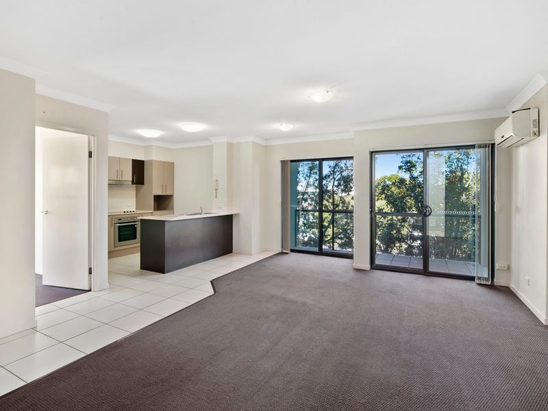 8/111 Golden Four Dr, Bilinga, Qld 4225 - Property Details