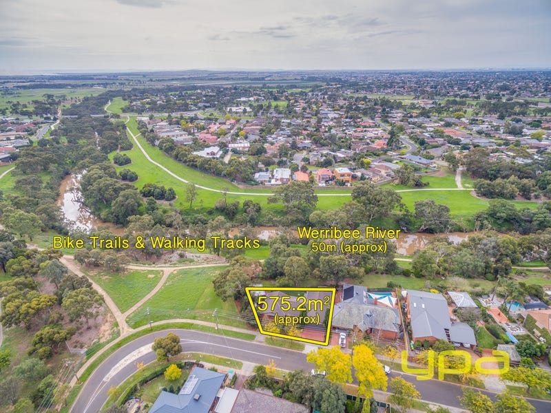 60 Manorvale Parade, Werribee, Vic 3030 - Property Details
