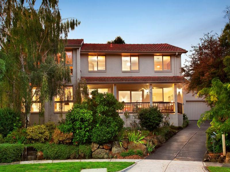 4 Martin Court, Doncaster, VIC 3108 - realestate.com.au