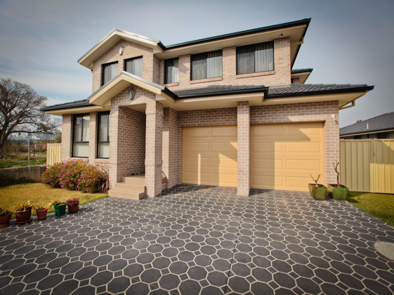 12 Weja Close, Prestons, NSW 2170 - realestate.com.au