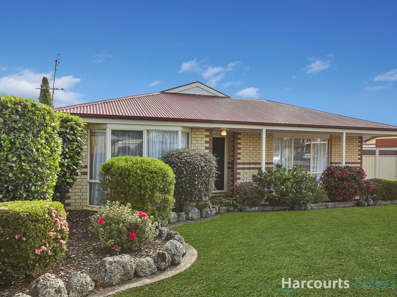 19 Outlook Drive, Drouin, Vic 3818 - Property Details