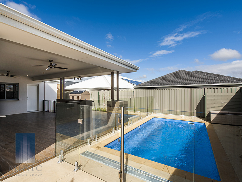 18 Nuffield Street, Piara Waters, WA 6112