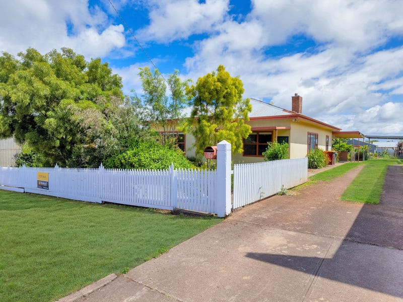 108 Bell Street, Penshurst, Vic 3289 - Property Details