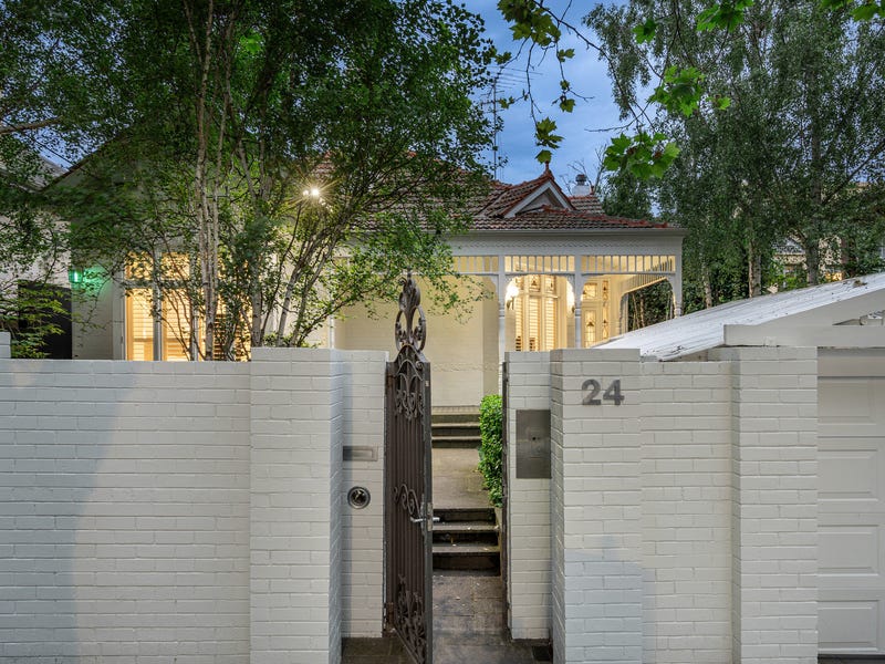 24 Clendon Road, Toorak, Vic 3142 - Property Details