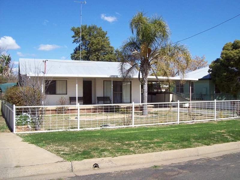 7 Smith, Coonamble, NSW 2829 - Property Details 7 Smith, Coonamble, NSW 2829 - Property Details