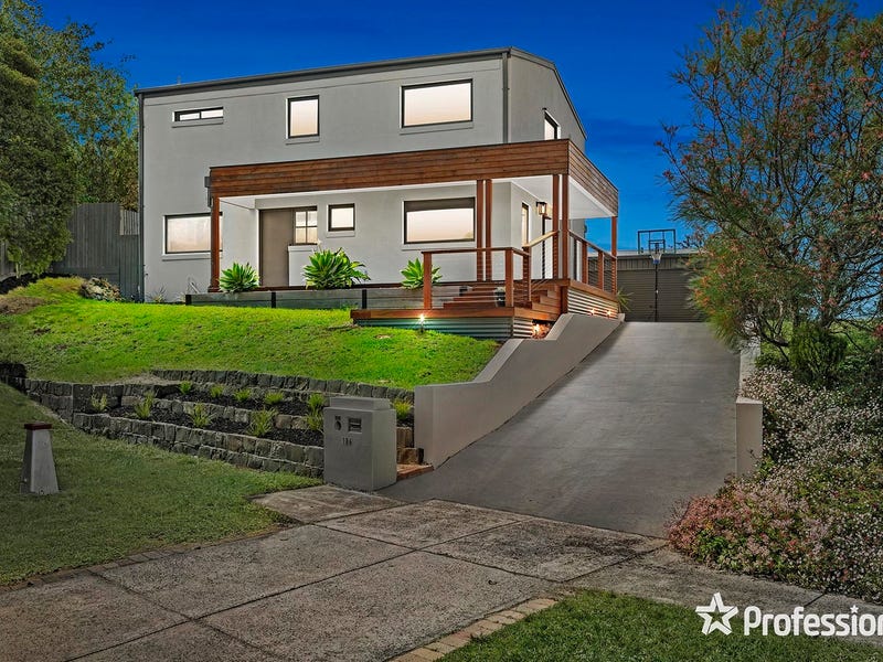 186 Hayrick Lane, Mooroolbark, Vic 3138 - Property Details