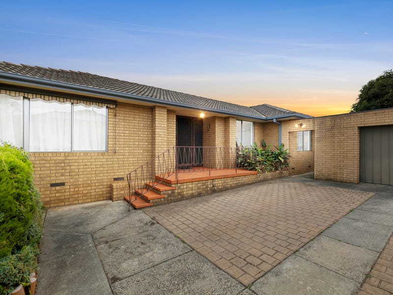 31 Whitehaven Cres, Mulgrave, VIC 3170 - realestate.com.au
