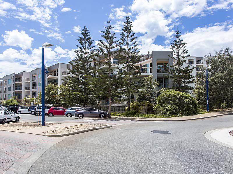 E304/183 West Coast Highway, Scarborough, WA 6019 - Property Details