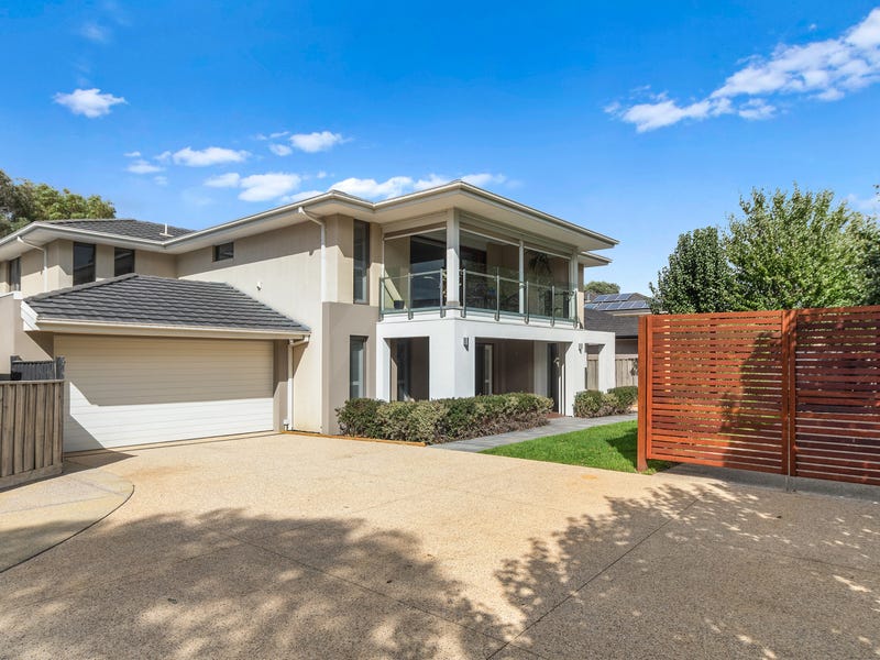 55 Niblick Circuit, Sandhurst, Vic 3977 - Property Details