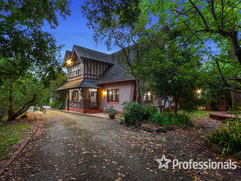 1 Montrose Road, Montrose, Vic 3765 - Property Details