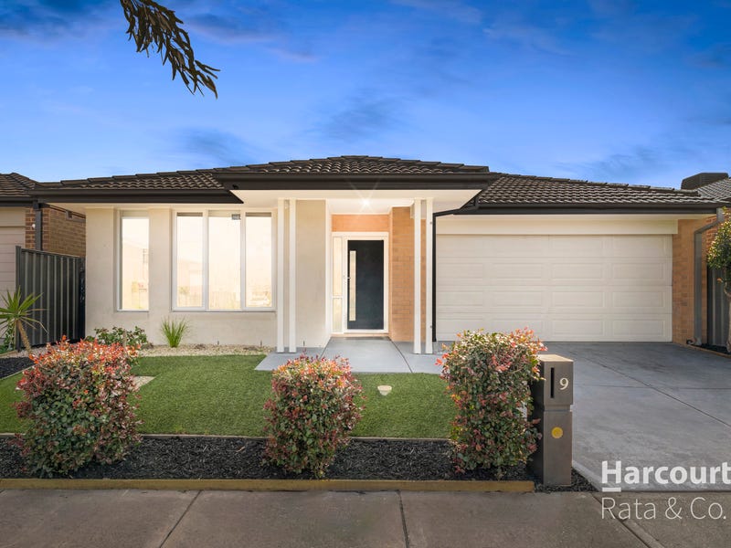 9 Bluebell Drive, Craigieburn, VIC 3064 - realestate.com.au
