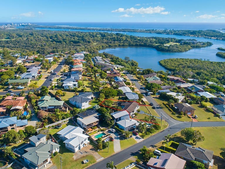 9 Seaview Road, Banora Point, NSW 2486 - realestate.com.au